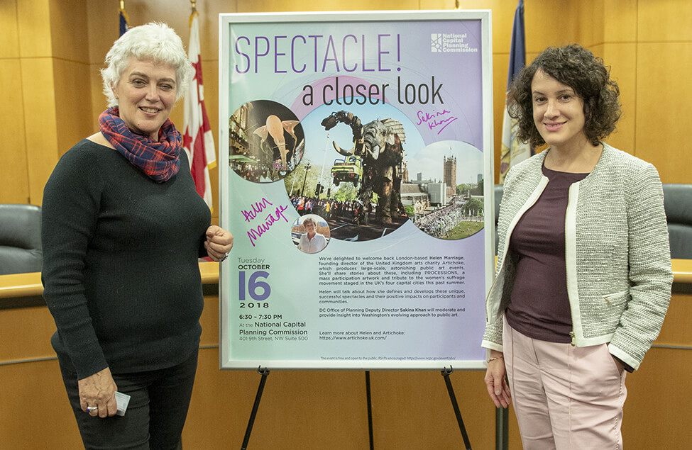 News Story: Spectacle! A Closer Look
